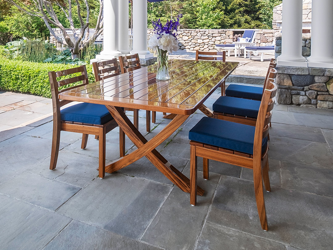 Dining Tables - Weatherend