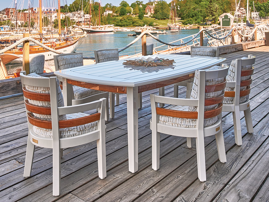 Dining Tables - Weatherend